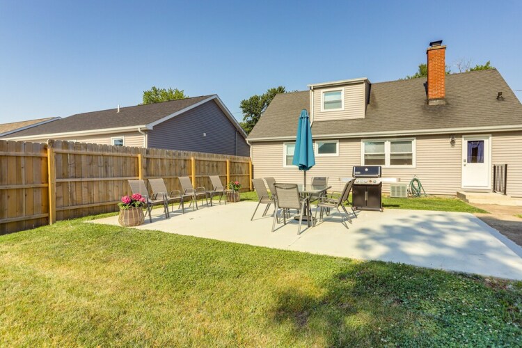 Dog-friendly Port Clinton Home: Walk To Lake Erie! - Fremont, OH