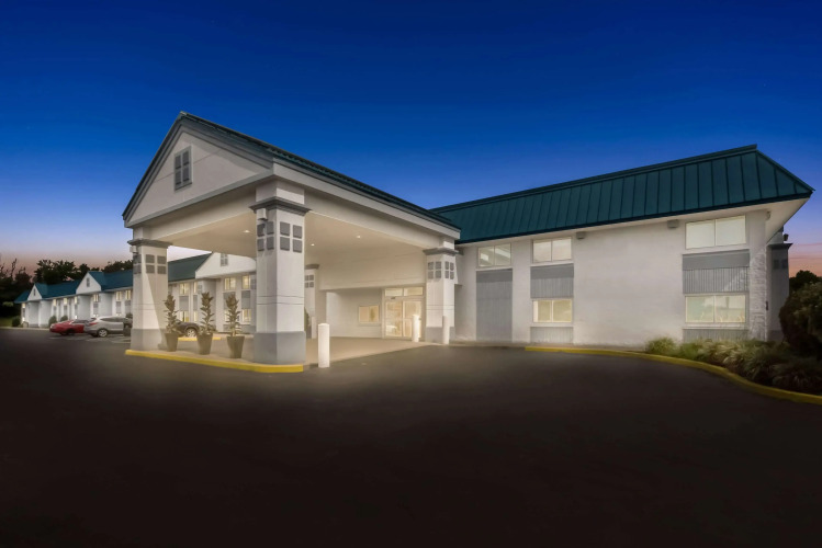 Baymont By Wyndham Westampton - New Jersey
