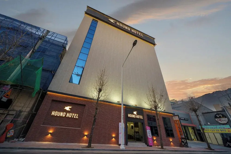 Hound Hotel Daegu Seongseo - Daegu