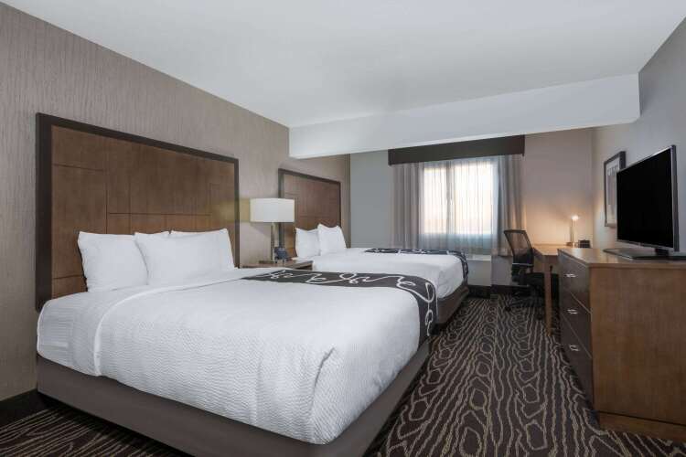 La Quinta Inn & Suites By Wyndham Fairbanks Airport - Alaska