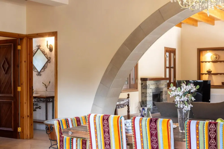 Troodos Mature Pine Chalet - Cyprus