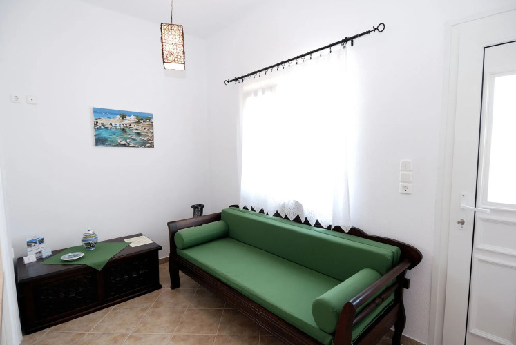 Tsakanos Apartments - Milos