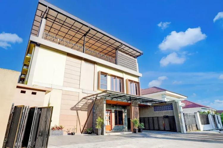 Collection O Padang City Center Near Transmart Padang Formerly De Orchids - Padang