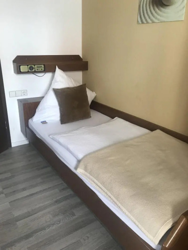 Garni-hotel Adler - Ostfildern