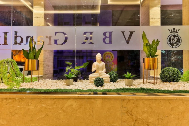 Hotel Vbr Grand Inn - Bangalore