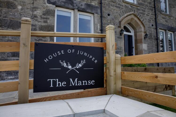 House Of Juniper - The Manse - Skye