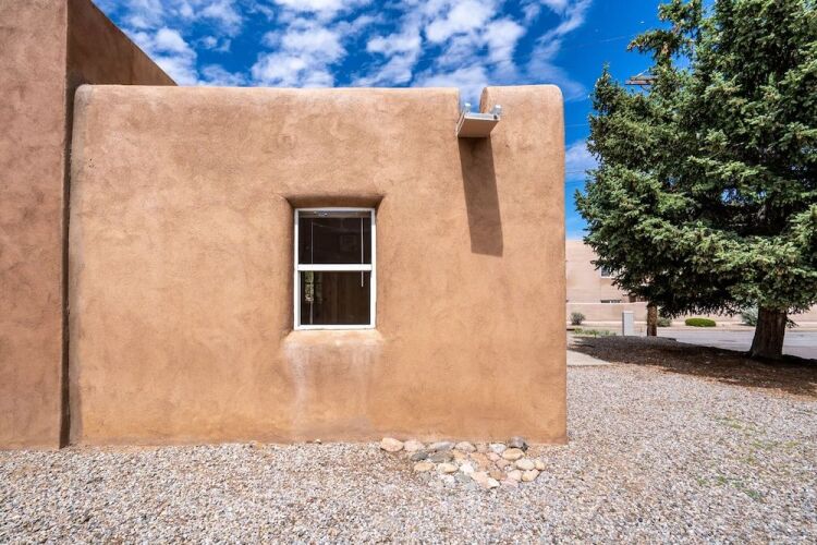 Casa Columbia - Santa Fe, NM