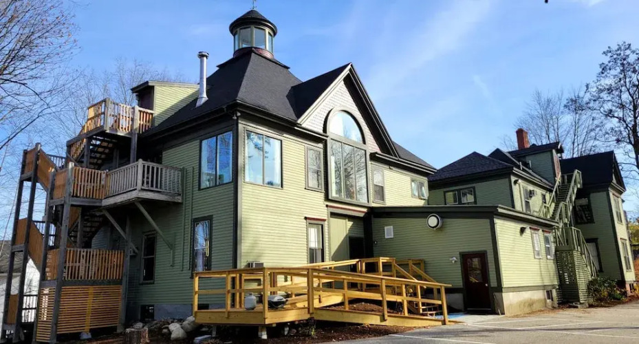 The Elizabeth Inn And Restaurant - Maine