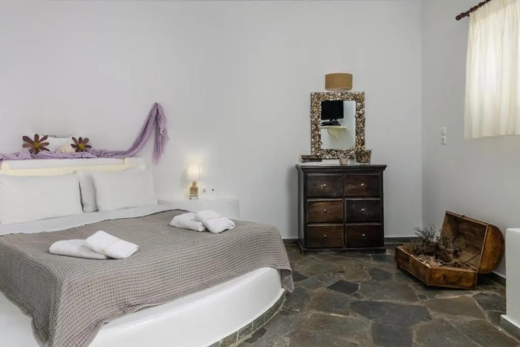 Psaravolada Hotel Milos - Milos