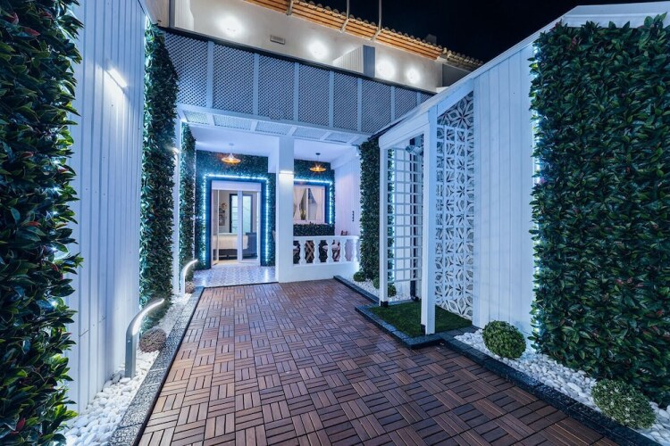 Hostal Luxury Nit I Dia - Costa Blanca