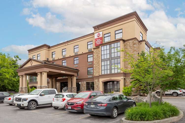 Best Western Plus Perth Parkside Inn & Spa - Perth