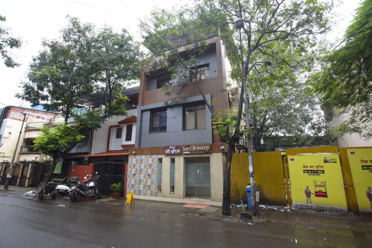 Hotel Sea Breeze - Mumbai