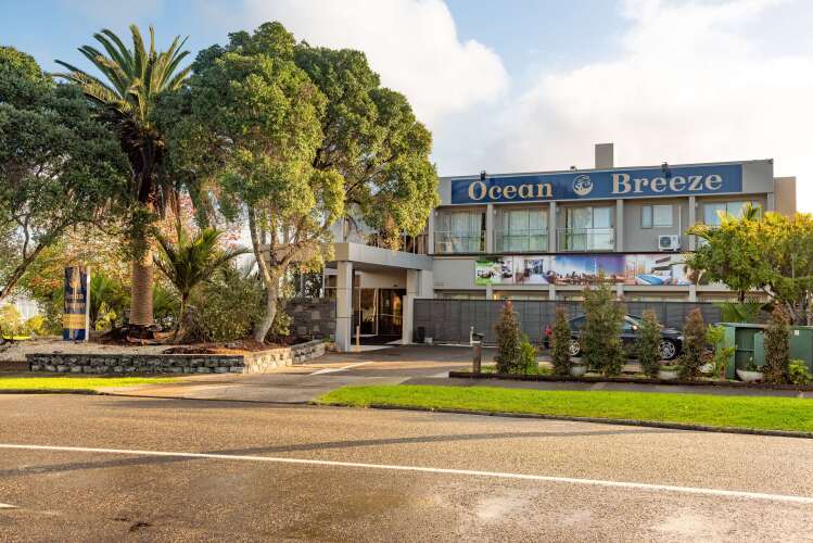 Ocean Breeze Hotel - Auckland