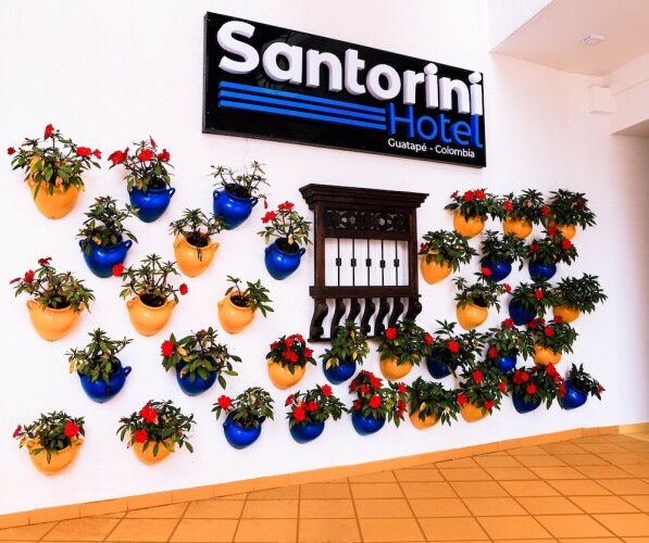 Hotel Santorini - Guatapé