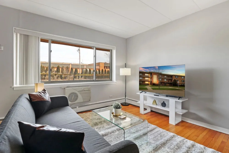 Recharge In Charming 1br Apt - Salem 5a - Arlington Heights, IL