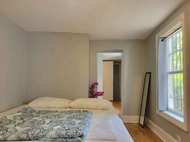 Entire House 1bd King Bed Near Downtown - Glen Burnie, MD
