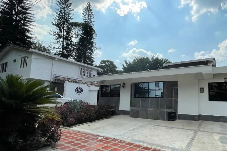 Hotel 12 Nights - Itagüí