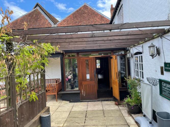 The Swan Inn - Berkshire