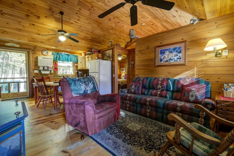 Cobb Creek Cabins - Blairsville, GA