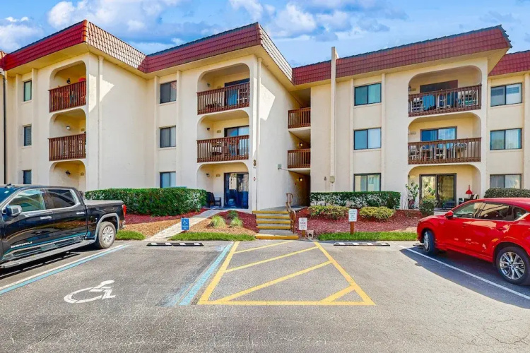Newly Remodeled Ground-floor Condo W/on-site Pools, 5 Hot Tubs, Tennis, Ac - St. Augustine Beach, FL