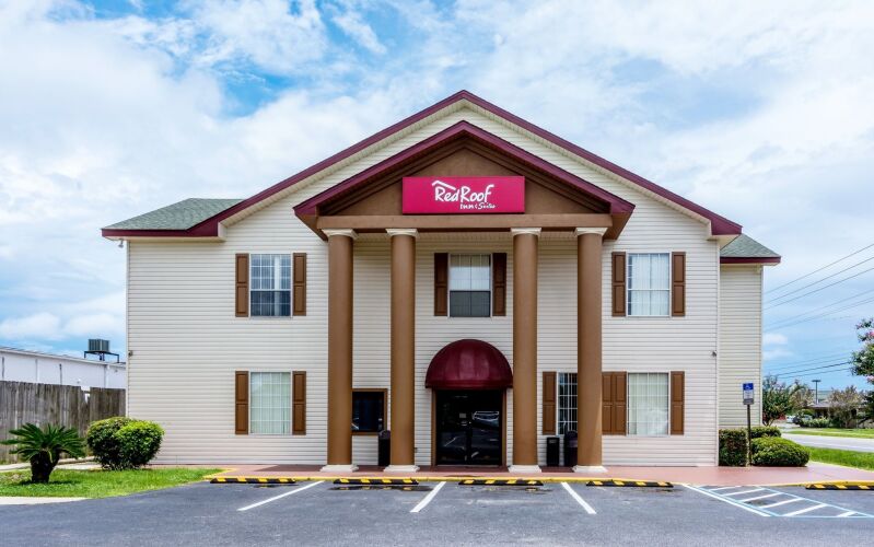 Red Roof Inn & Suites Pensacola - Nas Corry - Perdido Key, FL