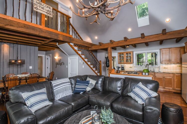 Bearfoot Lodge - Deep Creek Lake, MD
