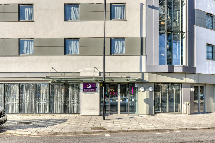 Premier Inn Southampton West Quay - Southampton