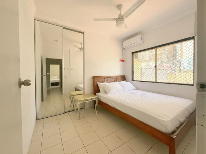 Breeze Inn - Surfers Paradise