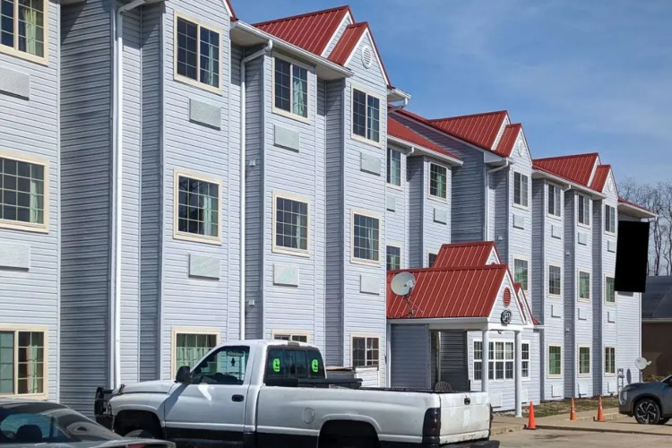 St Clair Inn And Suites - Wheeling, WV