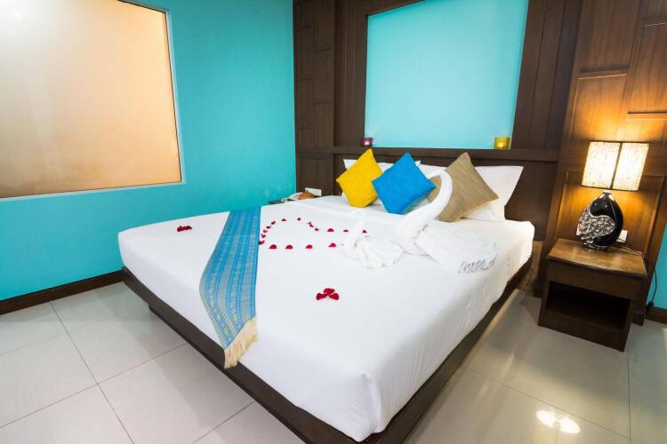 Blue Skyline Hotel - Pa Tong