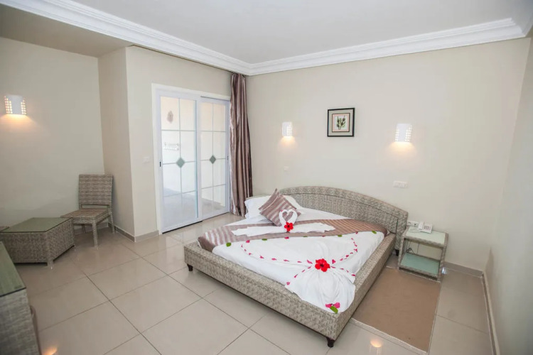 Lella Meriem--fr - Djerba