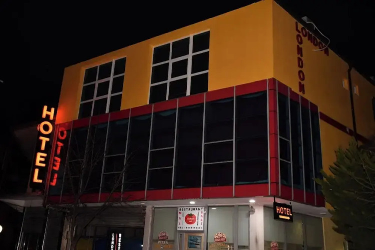 London Restaurant Hotel - Kukës