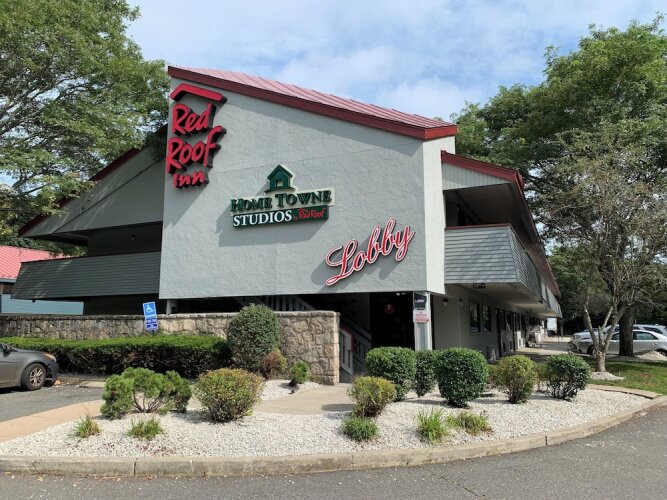 Hometowne Studios By Red Roof Mystic - New London - Fishers Island, NY