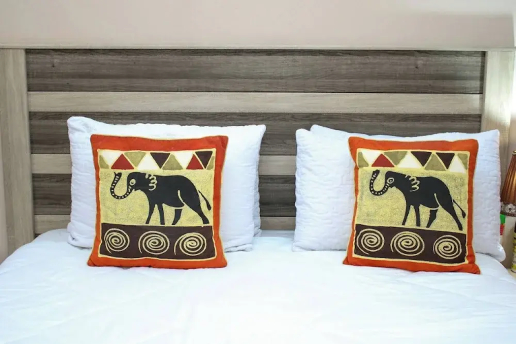Room In B&b - Cozy And Stylish Room - Victoria Falls