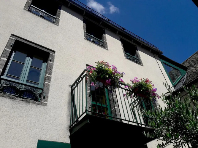 Logis Hotel Du Midi - Cantal