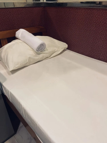 Famous Guesthouse - Mong Kok