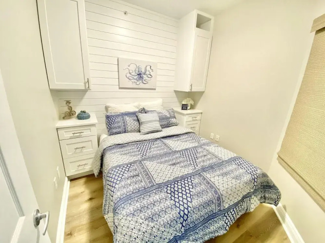 Celadon 2005 - Laguna Beach, FL