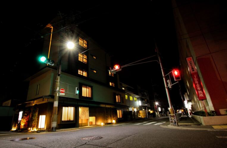 Hachi Inn - Kyoto