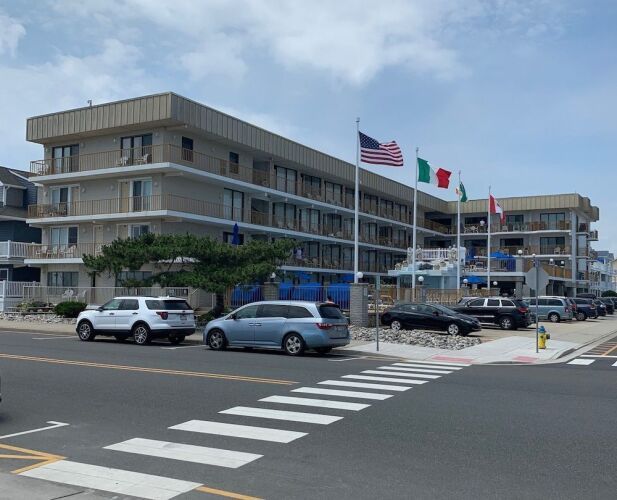 Roman Holiday Motel - North Wildwood, NJ