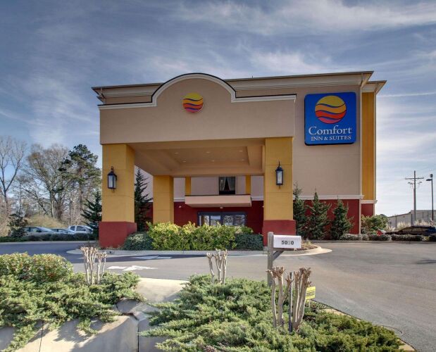 Comfort Inn And Suites - Jackson, MS