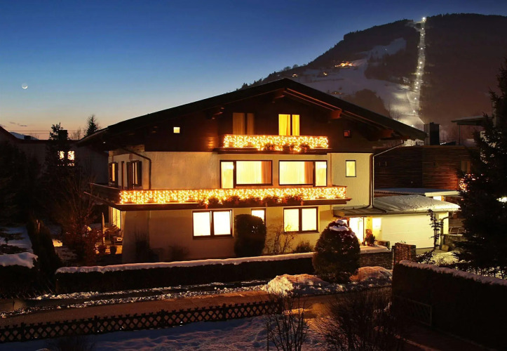 Comfort Hotel Garni Landhaus Gitti - Zell am See