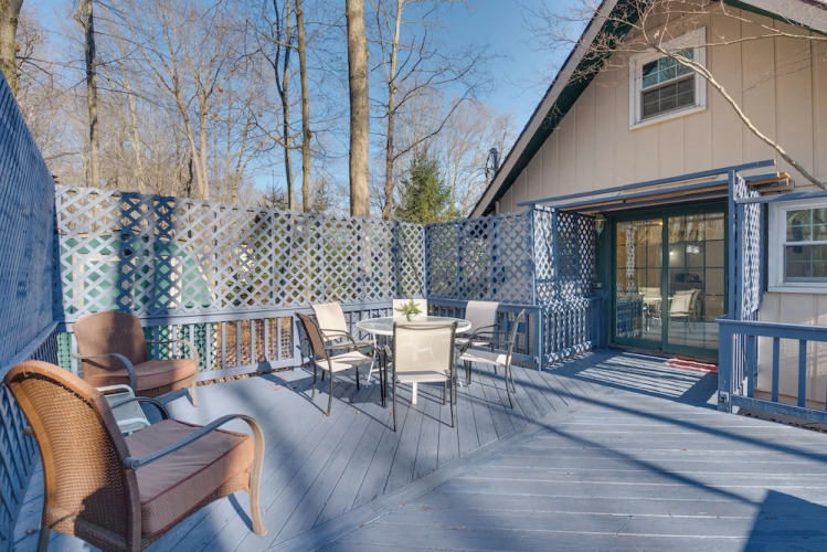 Arrowhead Lake Access: Cabin W/ Resort Amenities - Pocono Mountains, PA