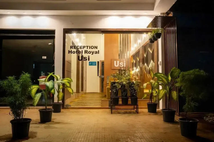 Hotel Royal Usi - Dapoli