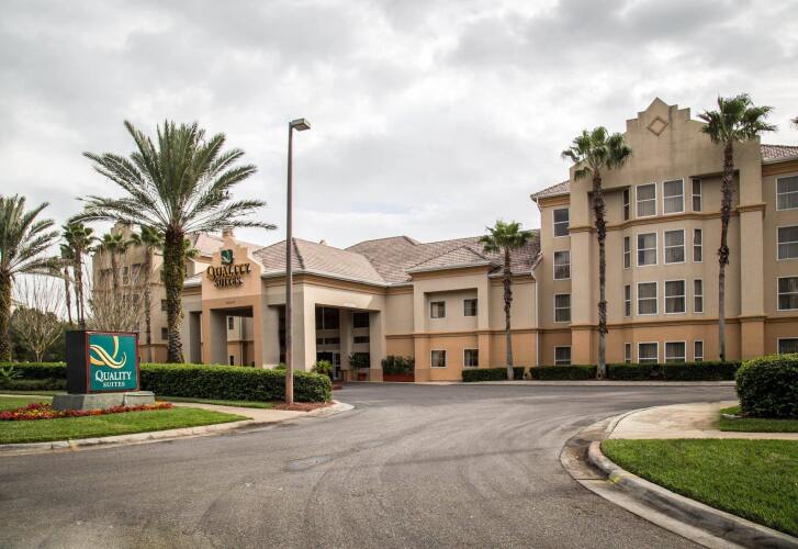 Montreal Suites - Celebration, FL