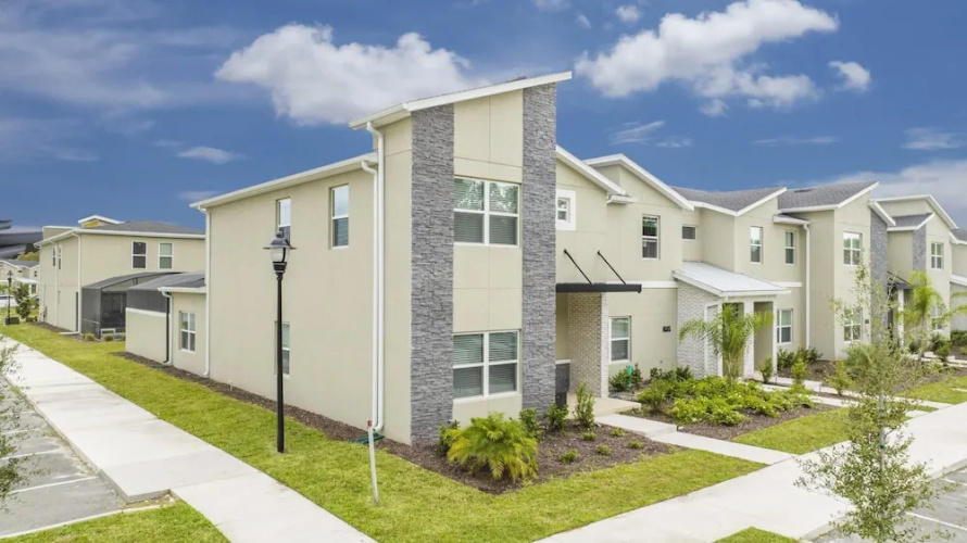 Stunning 4 Bd W Pool Storey Lake Resort 2400 - Kissimmee, FL