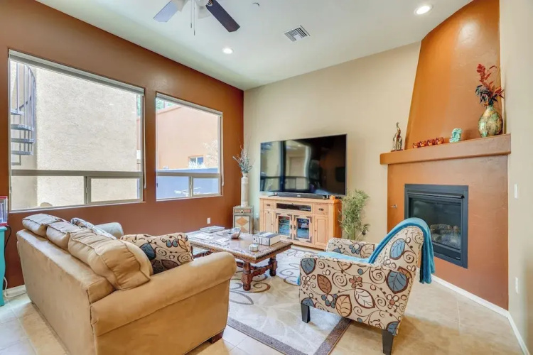 Tubac Adobe Townhome: Shop, Golf, Explore & More! - Tubac, AZ