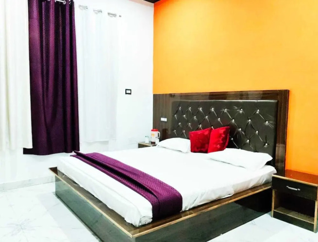 Hotel Dev Palace Kempty - Mussoorie