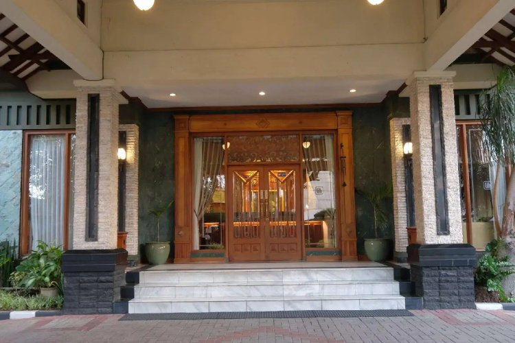 Diamond Hotel Solo - Surakarta