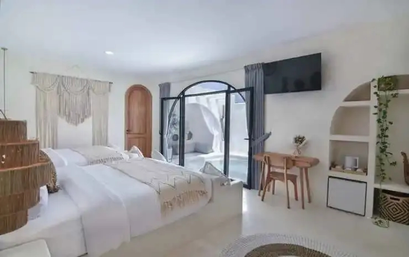 Bohemian Jogja Villas With Private Pool - Yogyakarta