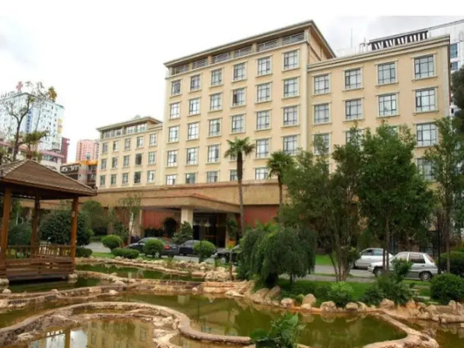 Yunnan Zhenzhuang Guest House - Kunming